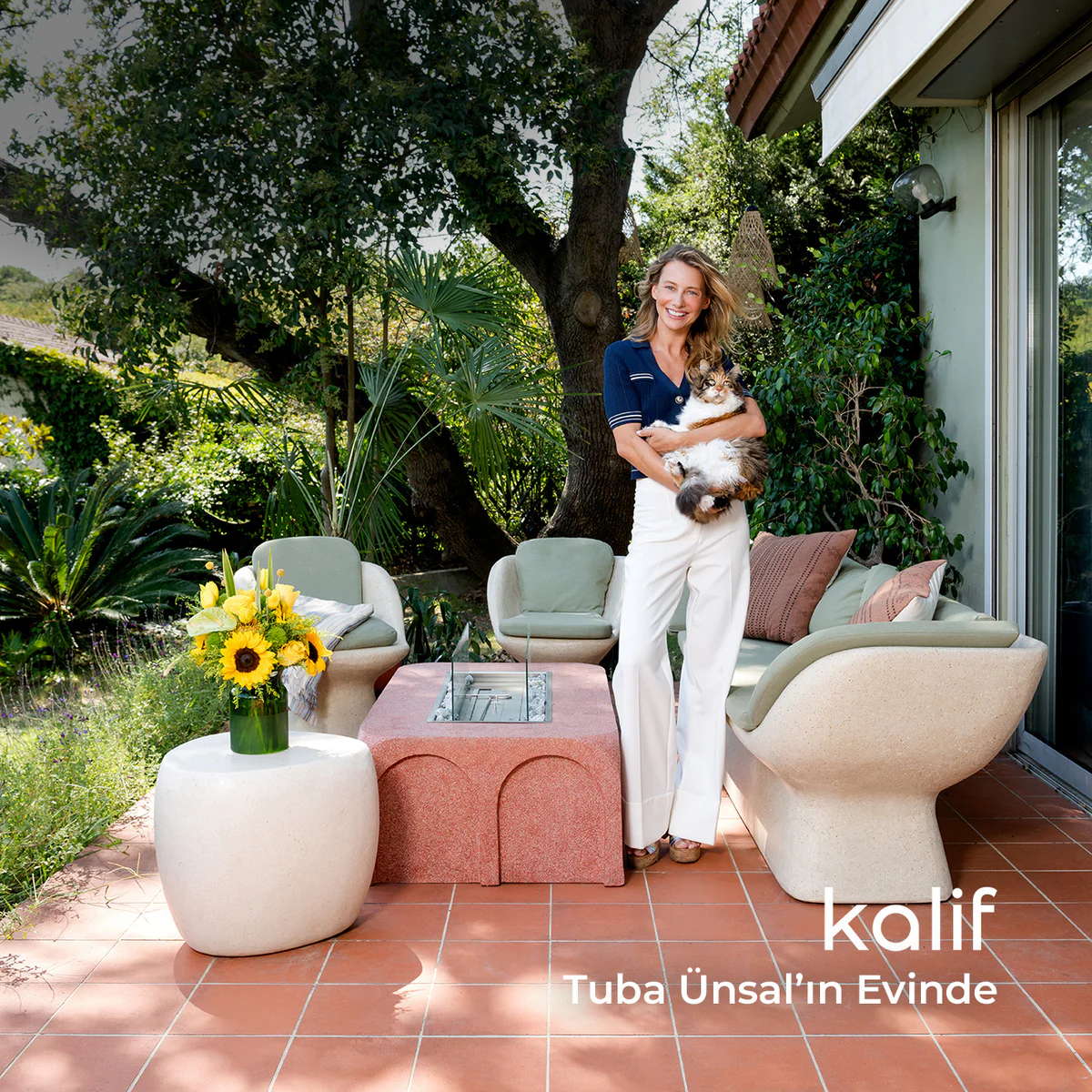 Kalif at Tuba Ünsal's House | Kalif